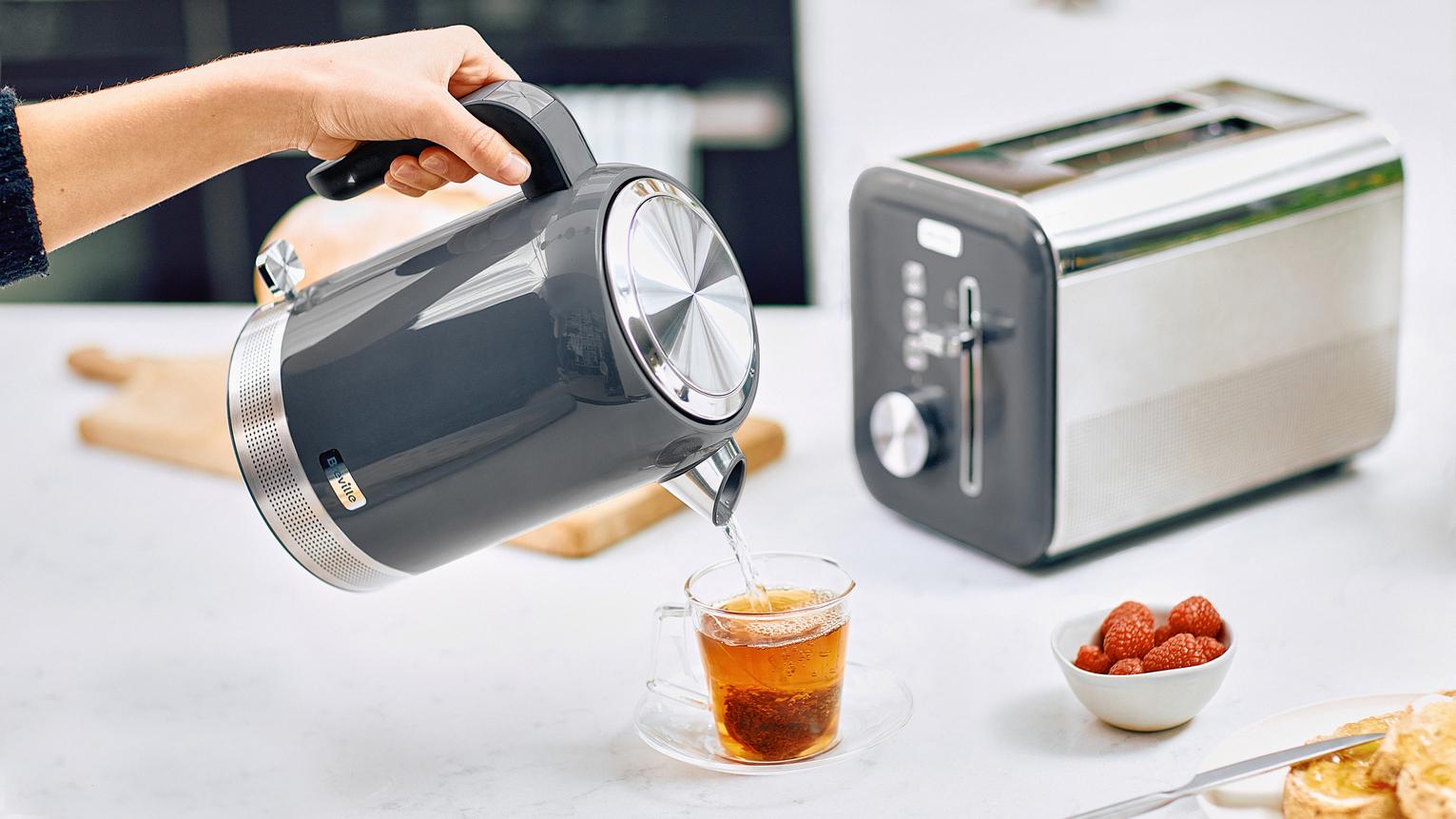 Breville High Gloss Kettle Grey