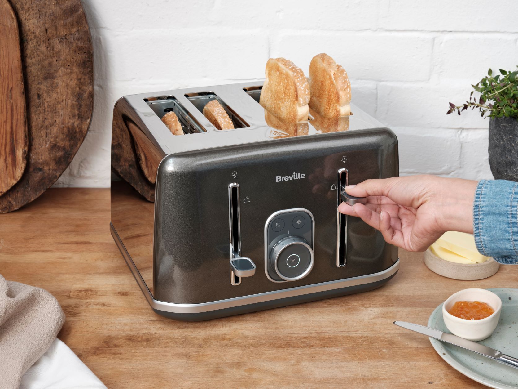 Add a dash of everyday elegance to your kitchen with the Breville 4 ...